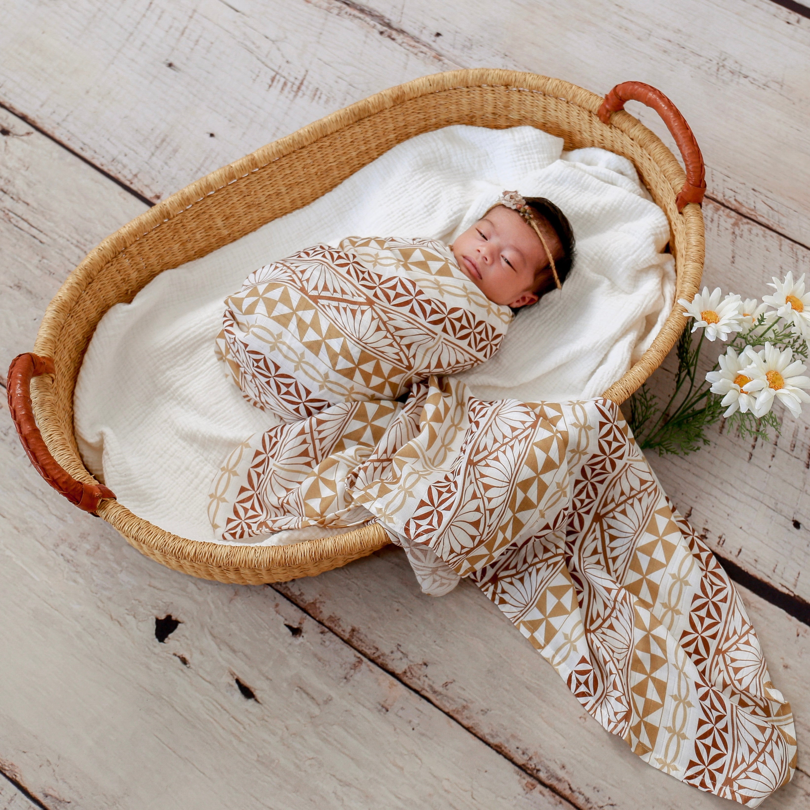 Tongan Inspired Muslin Wrap – Polybubs
